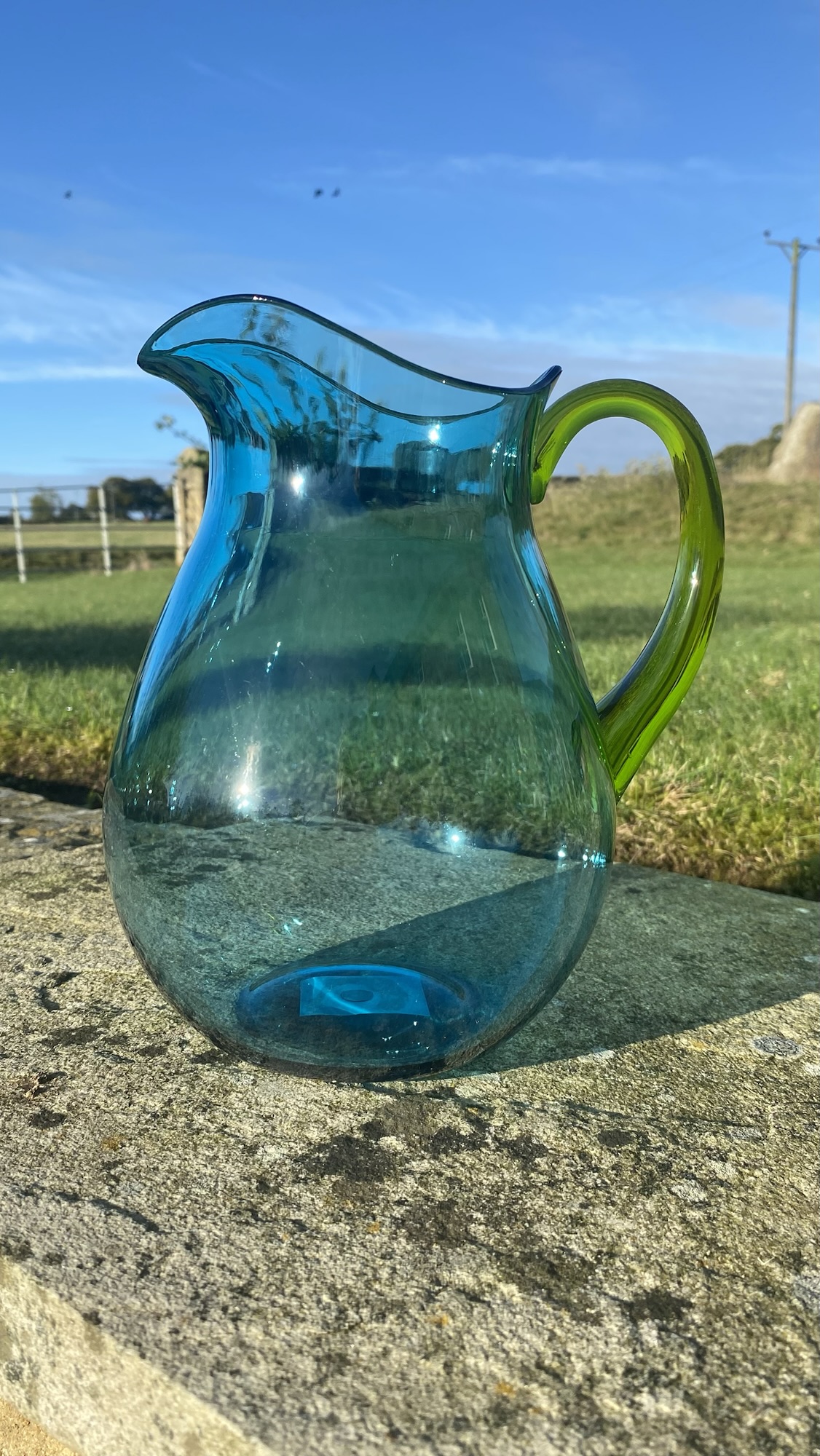 Acrylic jug – cobalt blue – Pop and Flo